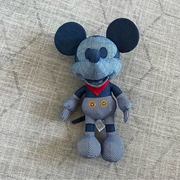 Disney | Toys | Disney Year Of The Mouse 220 Train Conductor Mickey ...
